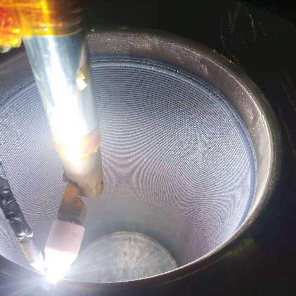 compact vertical cladding system